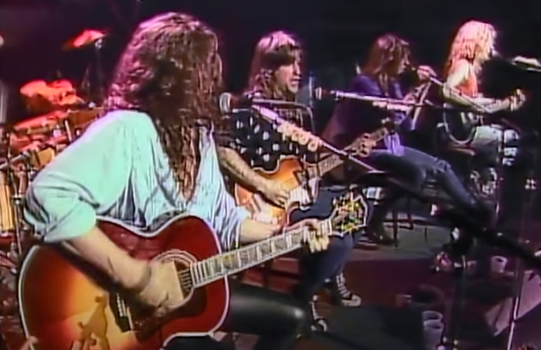 Tesla – 'Signs' Official Music Video | The '90s Ruled